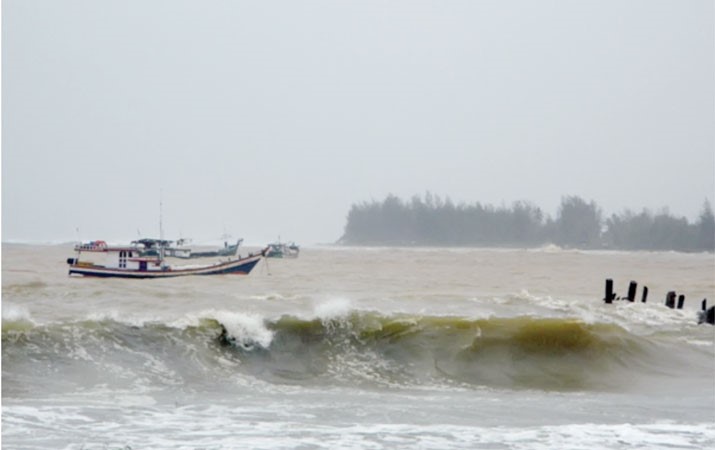Angin Kencang, Laut Bergelora Di 6 Negeri Mulai Esok - Sabah Post