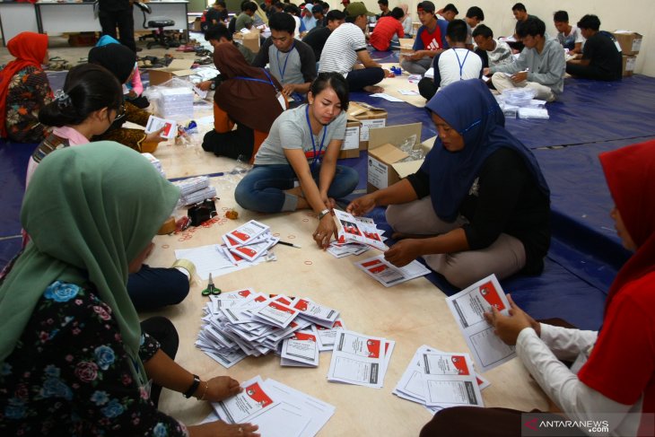 272 kakitangan pilihan raya Indonesia maut kira undi - Sabah Post