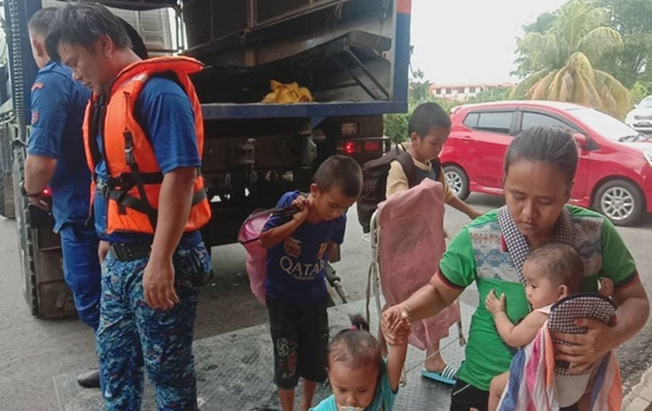APM Pindahkan 14 Mangsa Banjir Di Membakut - Sabah Post