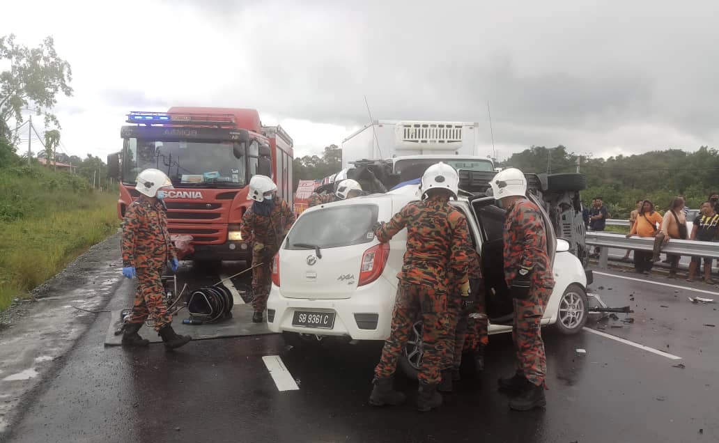 Satu Maut, Lima Cedera Kemalangan 3 Kenderaan Di Jalan Papar - Sabah Post