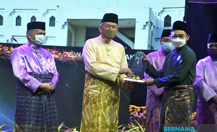 Qari Papar, Qariah Kota Kinabalu Muncul Juara Tilawah Al-Quran Sabah ...