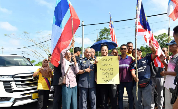 Kembara Kenali Borneo: Agong Terharu Dengan Sambutan Rakyat Di Tawau ...
