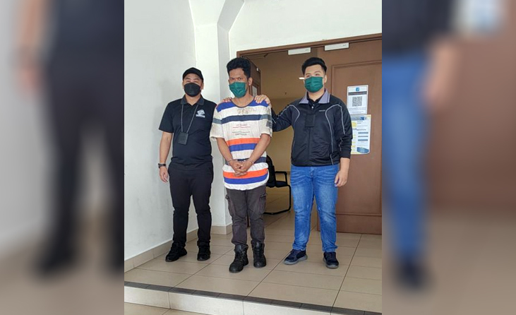 Lelaki Warga Asing Guna IC Palsu Ketika Buat Pengesahan Dokumen Di JPN ...