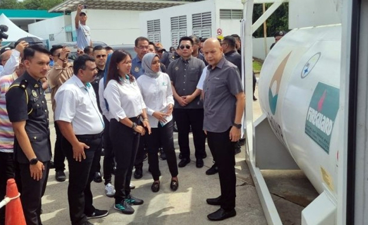 Pelancong Brunei Kini Boleh Dapatkan Petrol RON97 Di Petronas Kimanis ...